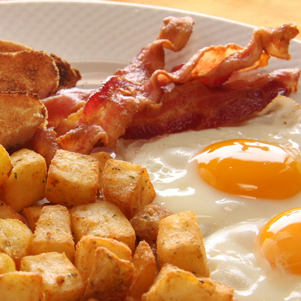 Spring Street Tavern | Neighborhood Bar In Minneapolis, MN